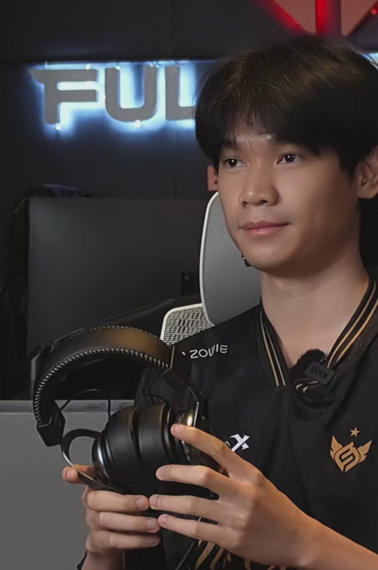 CROCIRIS | Precision to win,Flow to Play